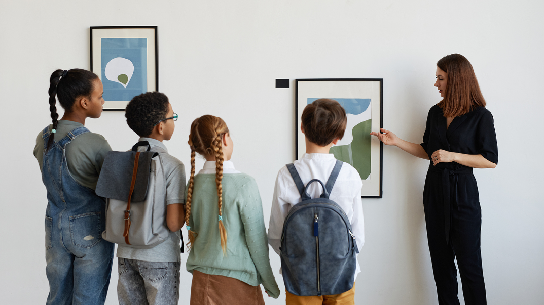 Visual Literacy 101 What s In A Picture Social Studies